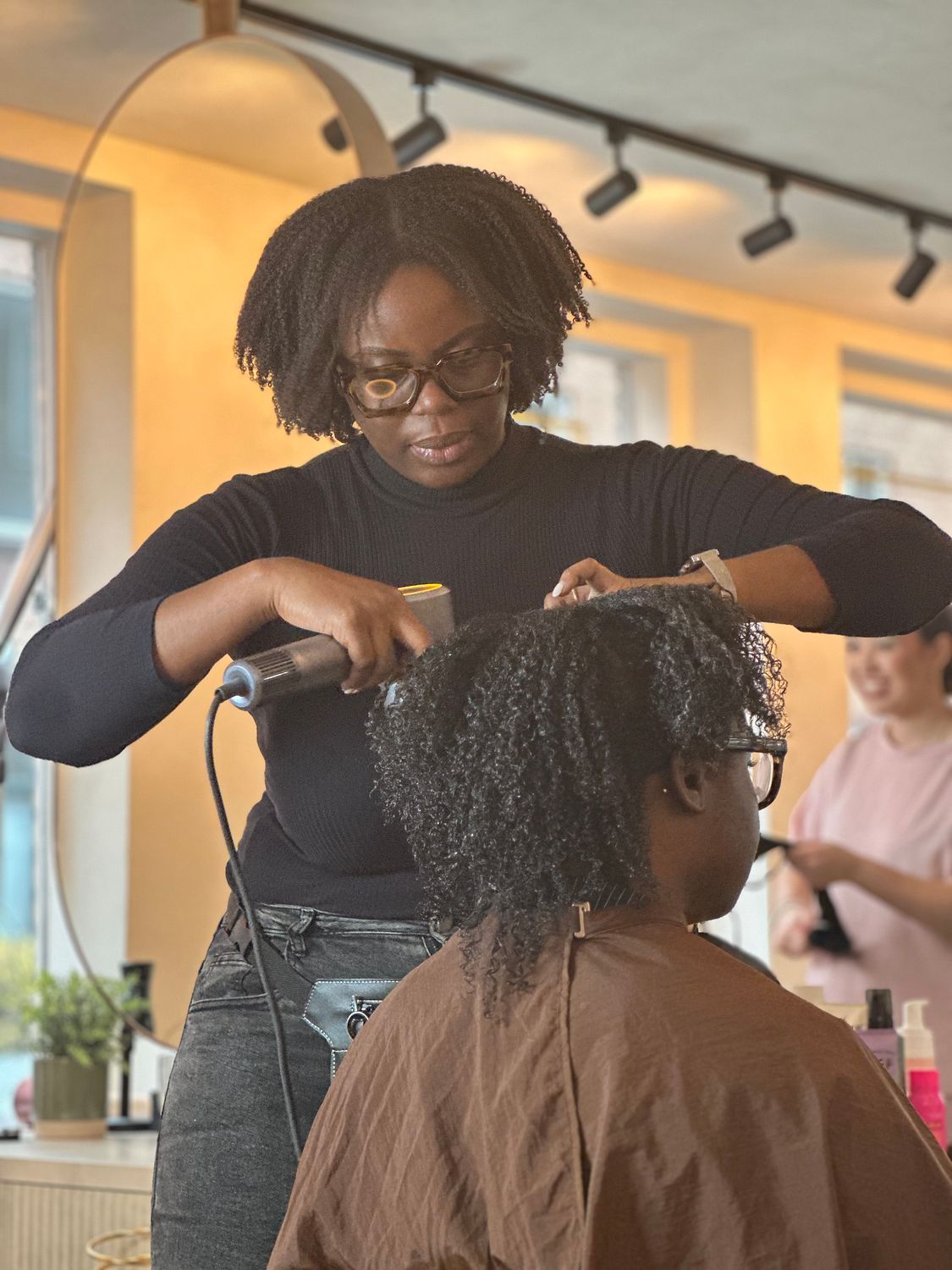 Nubian Coils – Treatments – Rotterdam
